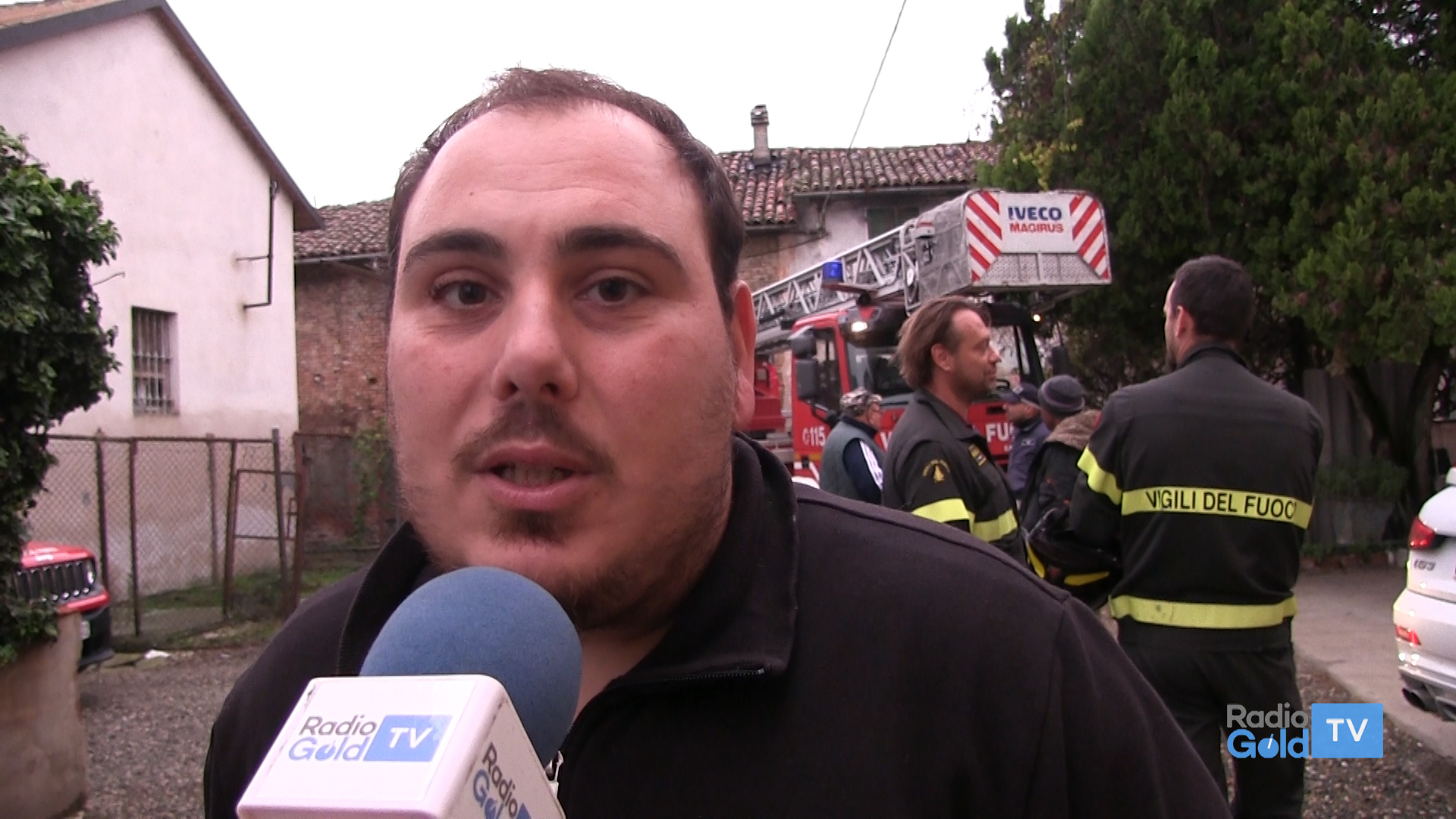 "Un boato e il crollo. Da tempo segnaliamo il pericolo, senza riscontri"