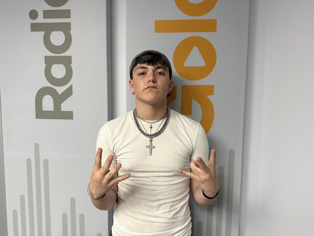 Il giovane rapper Jolly Noire si racconta a Flow On Air: dai dischi di ...