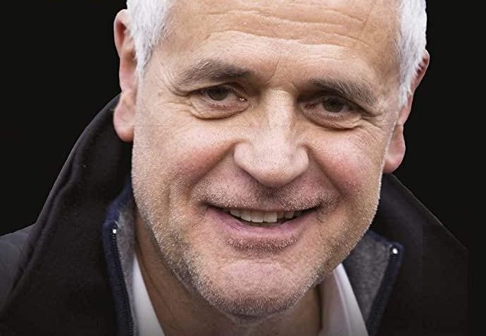 Oggi alle 18 Roberto Formigoni alla Canotteri Tanaro per "Una storia ...