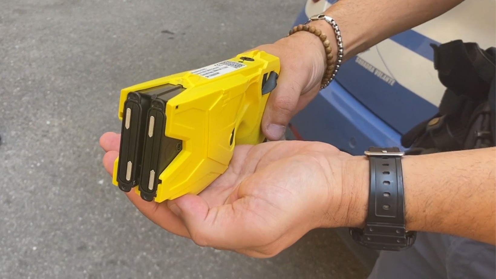 Pavia: al via sperimentazione taser per la Polizia Locale, prima città ...