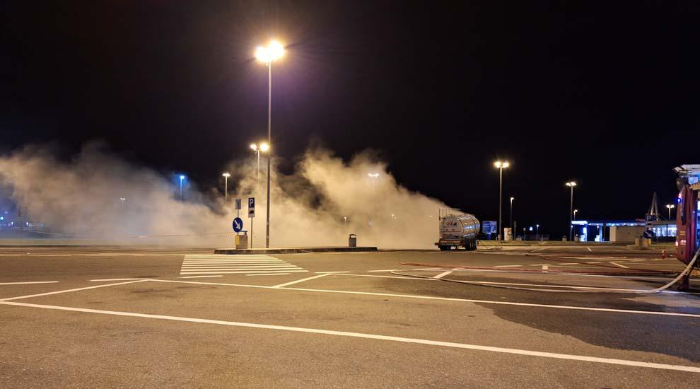 Perdita di acido sulla autostrada A26; le analisi di Arpa Perdita di acido sulla autostrada A26; le analisi di Arpa