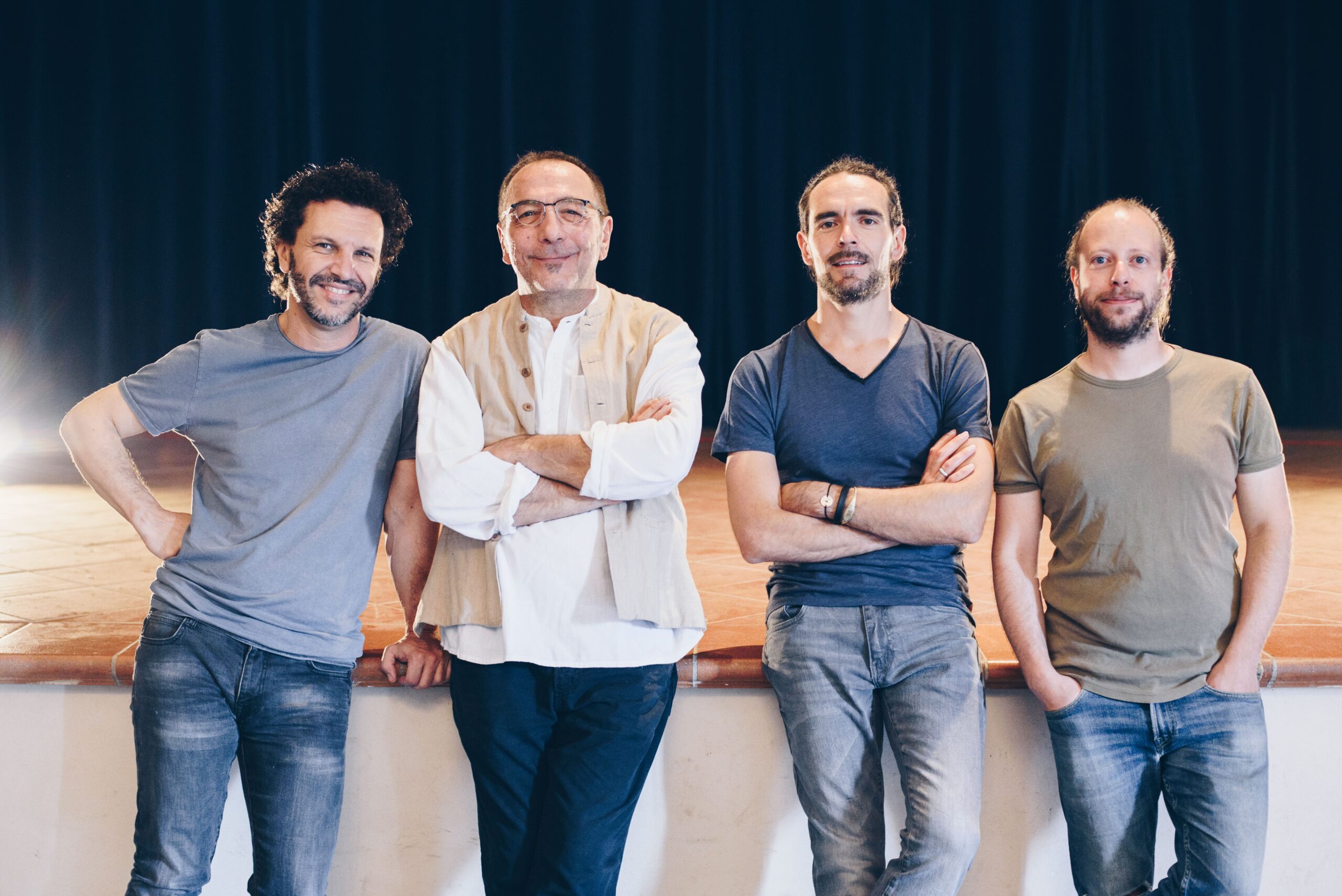 Buona musica nel cortile con gusto e brindisi: stasera i Mandolin's ...